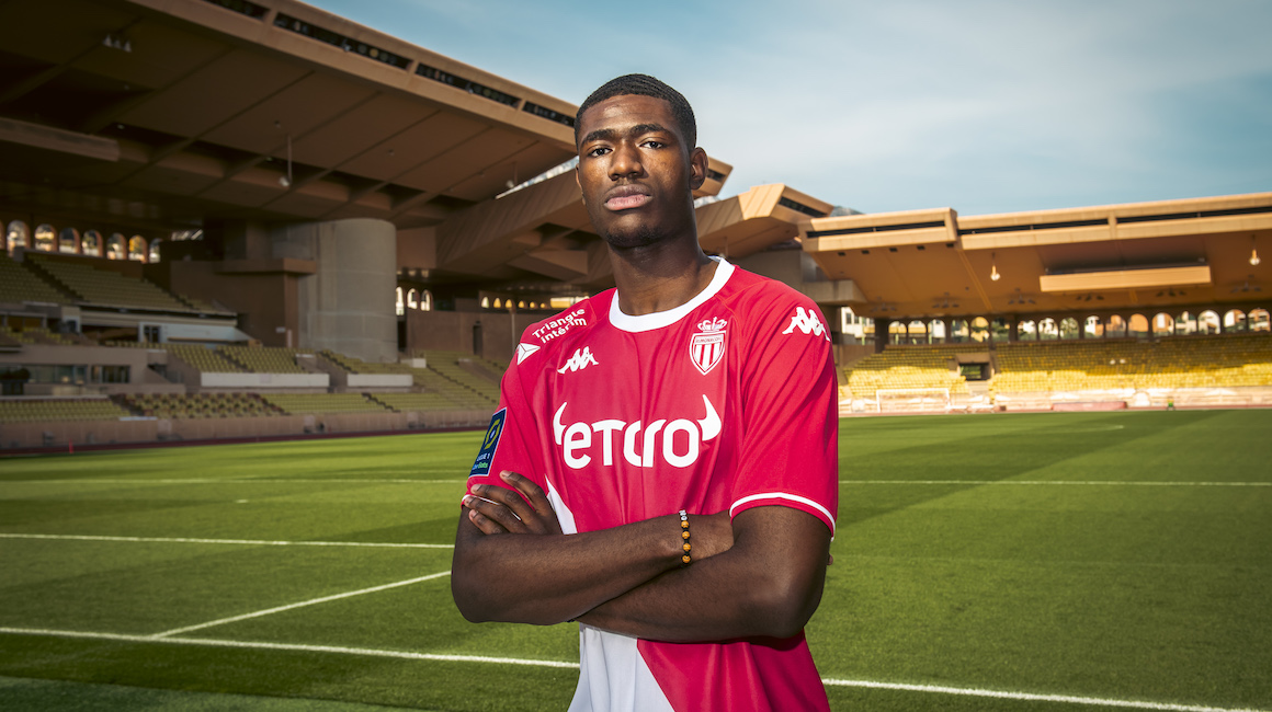 Alain Zadi signe son premier contrat pro, El-Maach et Torres prolongent