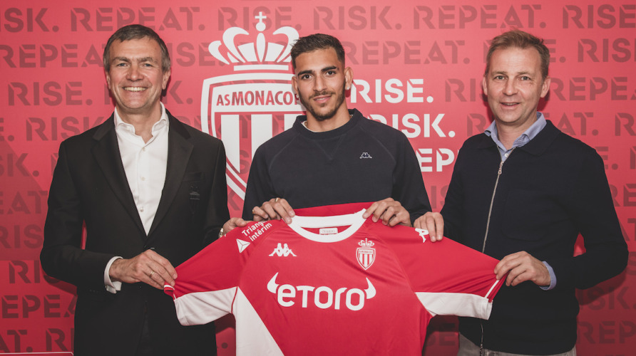 Alain Zadi signs his first professional contract, El-Maach and Torres ...