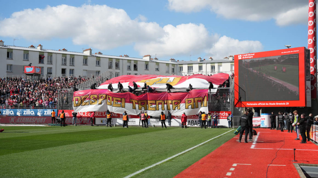 Réaliste, l'AS Monaco fait plier Brest et passe deuxième