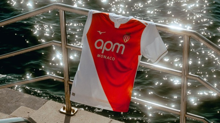 L’AS Monaco et Mizuno dévoilent la tenue domicile 2025-2026